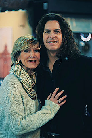 Shine A Light On Maxwell's House Of Music