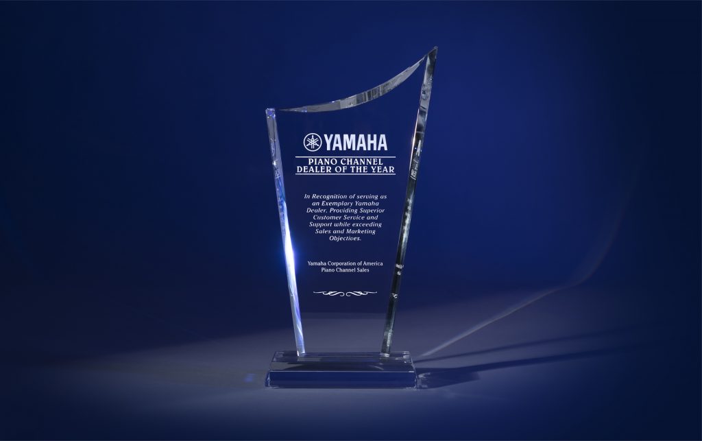 yamaha-dealer-year-award-trophy